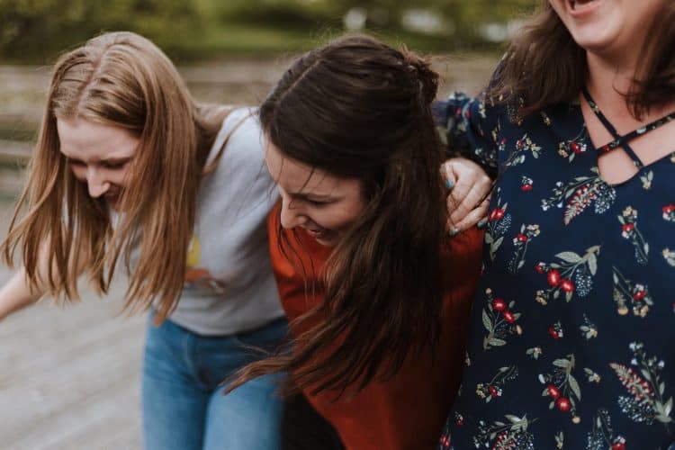 10 Tips To Grow Your Christian Friendships | Think About Such Things