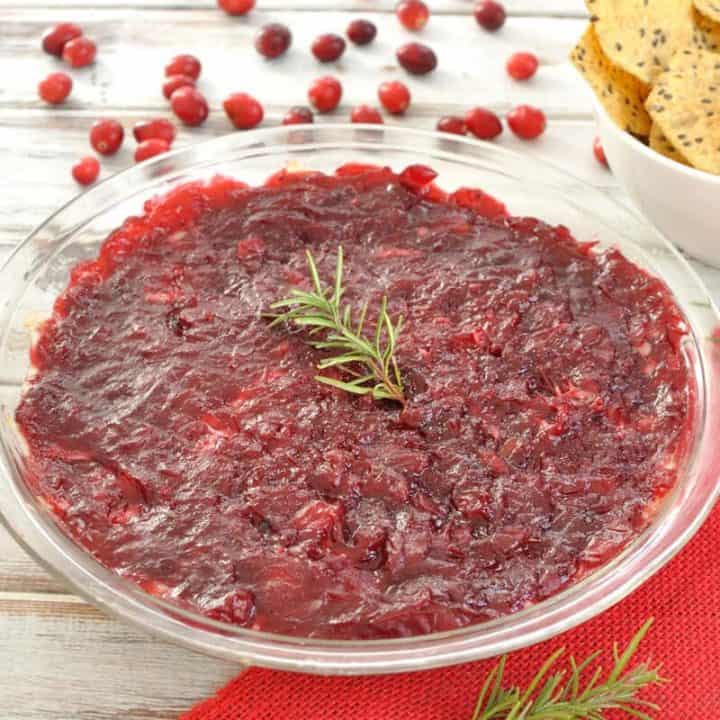 23 Yummy Thanksgiving Dips You Can't Stop Eating | Think About Such Things