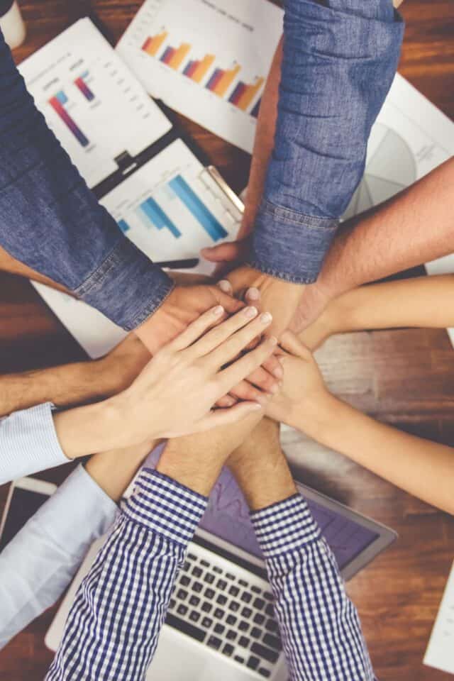 10 Fun Team Building Activities For Co-Workers | Think About Such Things